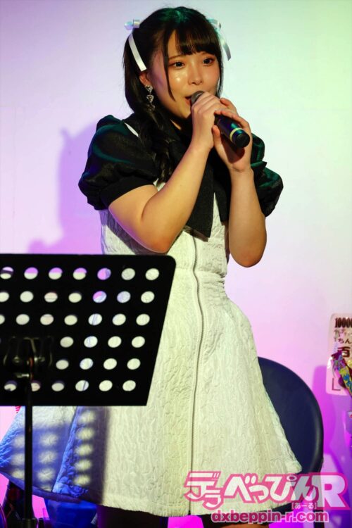 【スナックNAX vol.6合同生誕祭SPイベントレポート！】千石もなか、百咲みいろ、鈴音杏夏のバースデーを会場全体で祝福！ ぶっ飛びトークにライブと内容盛りだくさんで開催！ | デラべっぴんR